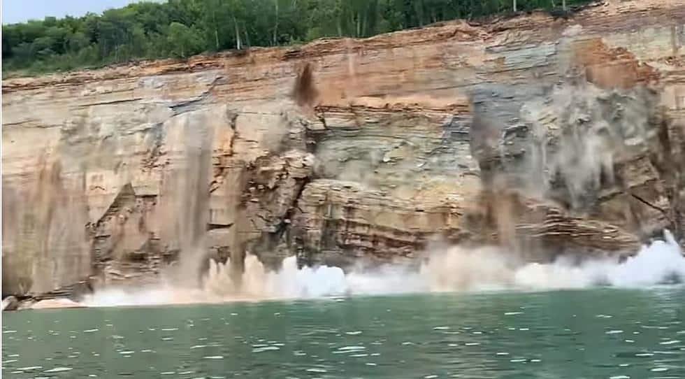 Boaters escape collapsing Lake Superior cliff | Winona Journal